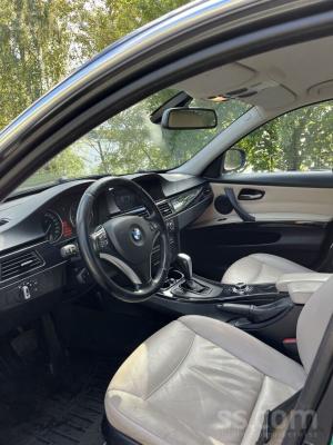 Melns BMW 330 2009 Rīga, ar dzinēja tilpumu 3.00 L un nobraukumu 325 tūkst. km par 3900 €, foto 6 vietnē AUTOMOTO.COM.LV