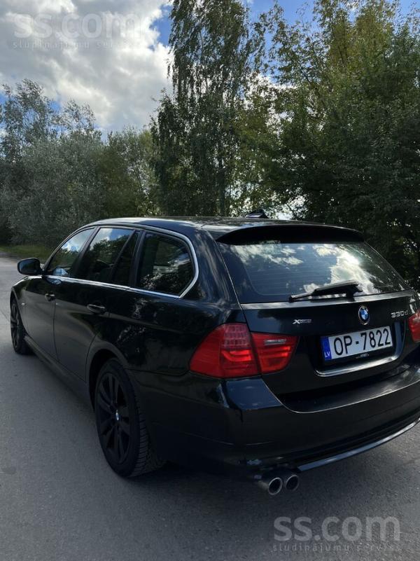 Melns BMW 330 2009 Rīga, ar dzinēja tilpumu 3.00 L un nobraukumu 325 tūkst. km par 3900 €, foto 9 vietnē AUTOMOTO.COM.LV