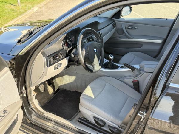 Black BMW 330 2009 in Riga, with an engine capacity of 3.00 L and mileage of 0 thousand km for 3990 €, photo 6 on AUTOMOTO.COM.LV