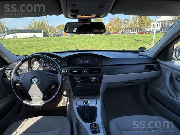 Black BMW 330 2009 in Riga, with an engine capacity of 3.00 L and mileage of 0 thousand km for 3990 €, photo 7 on AUTOMOTO.COM.LV
