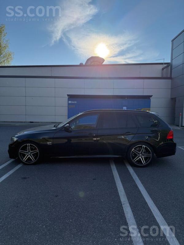 Melns BMW 330 2010 Rīga, ar dzinēja tilpumu 3.00 L un nobraukumu 283 tūkst. km par 2700 €, foto 7 vietnē AUTOMOTO.COM.LV