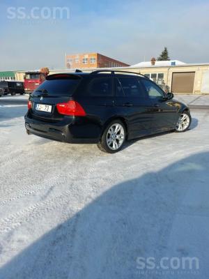 Melns BMW 330 2010 Valmiera, ar dzinēja tilpumu 3.00 L un nobraukumu 336 tūkst. km par 6950 €, foto  vietnē AUTOMOTO.COM.LV