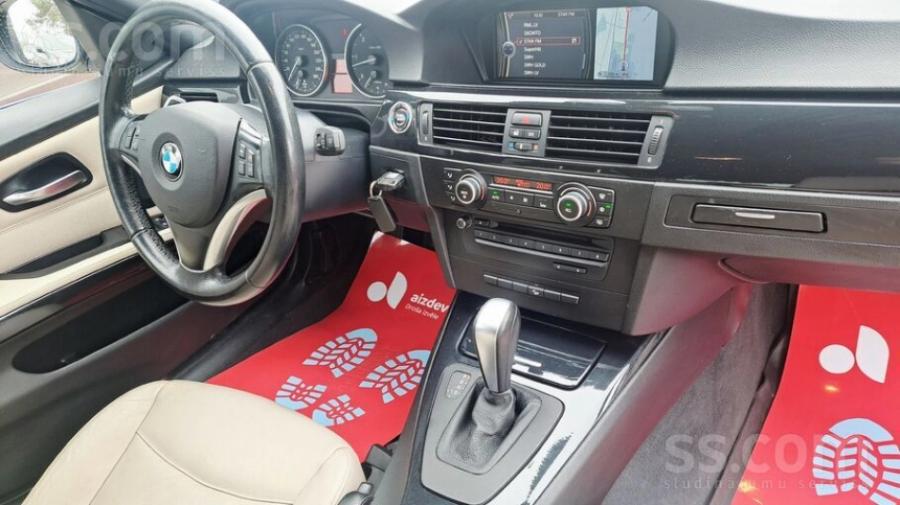 Melns BMW 330 2010 Rīga, ar dzinēja tilpumu 3.00 L un nobraukumu 294 tūkst. km par 5490 €, foto 10 vietnē AUTOMOTO.COM.LV