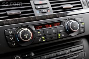 Melns BMW 330 2010 Tukums, ar dzinēja tilpumu 3.00 L un nobraukumu 286 tūkst. km par 7700 €, foto 11 vietnē AUTOMOTO.COM.LV