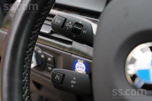 Melns BMW 330 2010 Tukums, ar dzinēja tilpumu 3.00 L un nobraukumu 286 tūkst. km par 7700 €, foto 12 vietnē AUTOMOTO.COM.LV