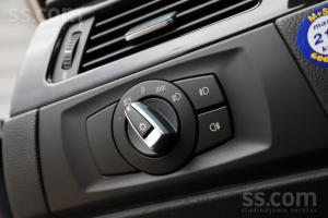 Melns BMW 330 2010 Tukums, ar dzinēja tilpumu 3.00 L un nobraukumu 286 tūkst. km par 7700 €, foto 13 vietnē AUTOMOTO.COM.LV