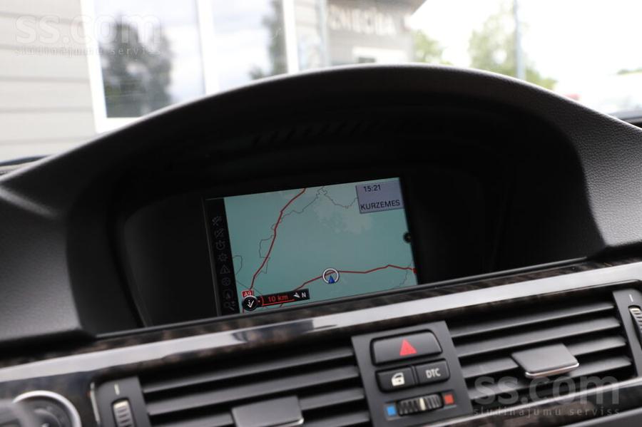 Melns BMW 330 2010 Tukums, ar dzinēja tilpumu 3.00 L un nobraukumu 286 tūkst. km par 7700 €, foto 15 vietnē AUTOMOTO.COM.LV