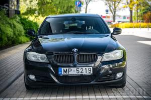 Black BMW 330 2011 in Riga, with an engine capacity of 3.00 L and mileage of 0 thousand km for 4990 €, photo 2 on AUTOMOTO.COM.LV
