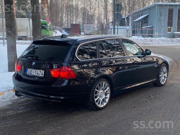 Black BMW 330 2011 in Riga, with an engine capacity of 3.00 L and mileage of 0 thousand km for 6799 €, photo 5 on AUTOMOTO.COM.LV