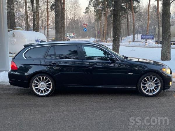 Black BMW 330 2011 in Riga, with an engine capacity of 3.00 L and mileage of 0 thousand km for 6799 €, photo 6 on AUTOMOTO.COM.LV