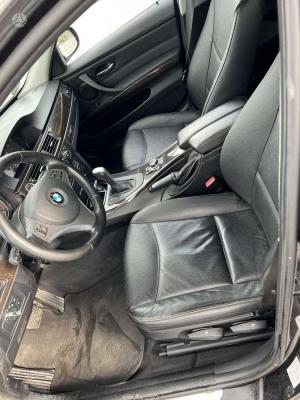 Melns BMW 330 2011 Viļņa, ar dzinēja tilpumu 3.00 L un nobraukumu 32 tūkst. km par 4990 €, foto 6 vietnē AUTOMOTO.COM.LV