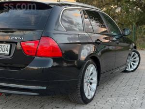 Melns BMW 330 2011 Rīga, ar dzinēja tilpumu 3.00 L un nobraukumu 0 tūkst. km par 4950 €, foto 16 vietnē AUTOMOTO.COM.LV