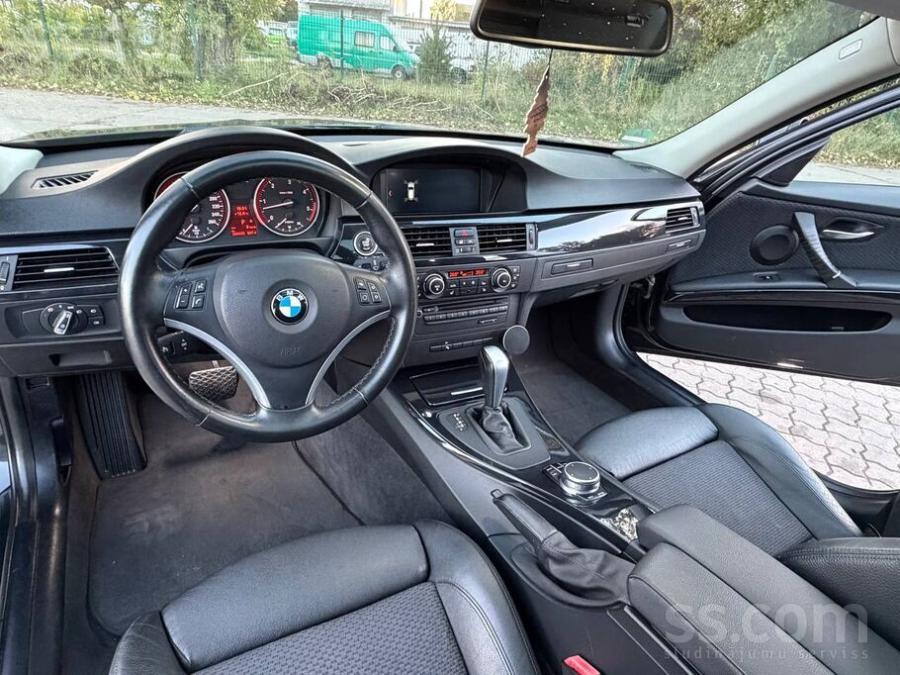 Melns BMW 330 2011 Rīga, ar dzinēja tilpumu 3.00 L un nobraukumu 0 tūkst. km par 4950 €, foto 18 vietnē AUTOMOTO.COM.LV