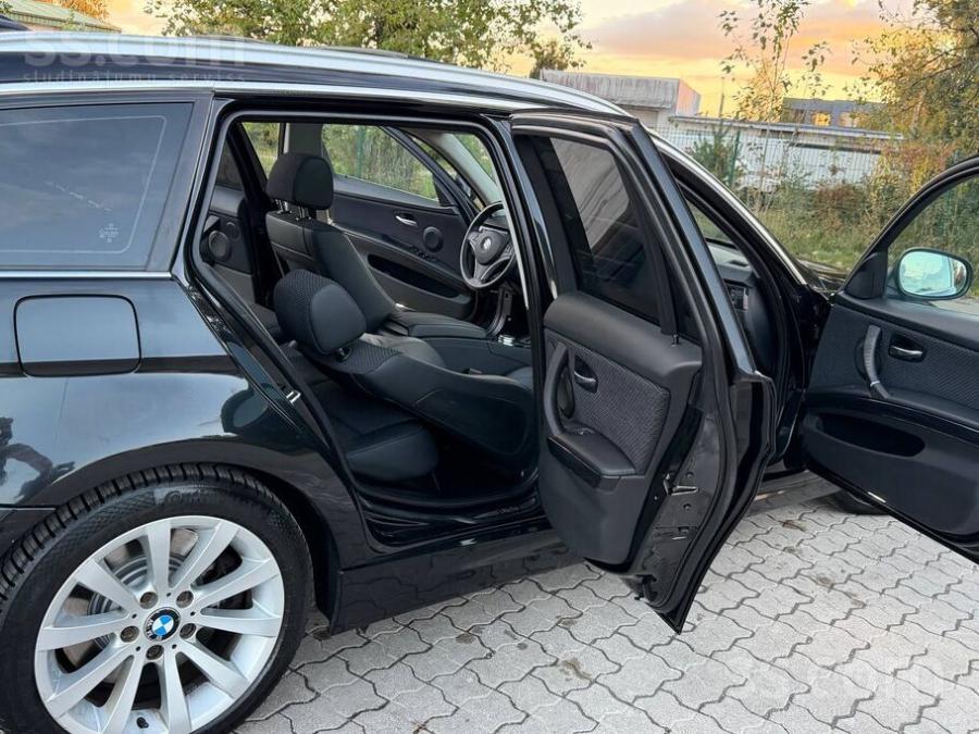 Melns BMW 330 2011 Rīga, ar dzinēja tilpumu 3.00 L un nobraukumu 0 tūkst. km par 4950 €, foto 22 vietnē AUTOMOTO.COM.LV