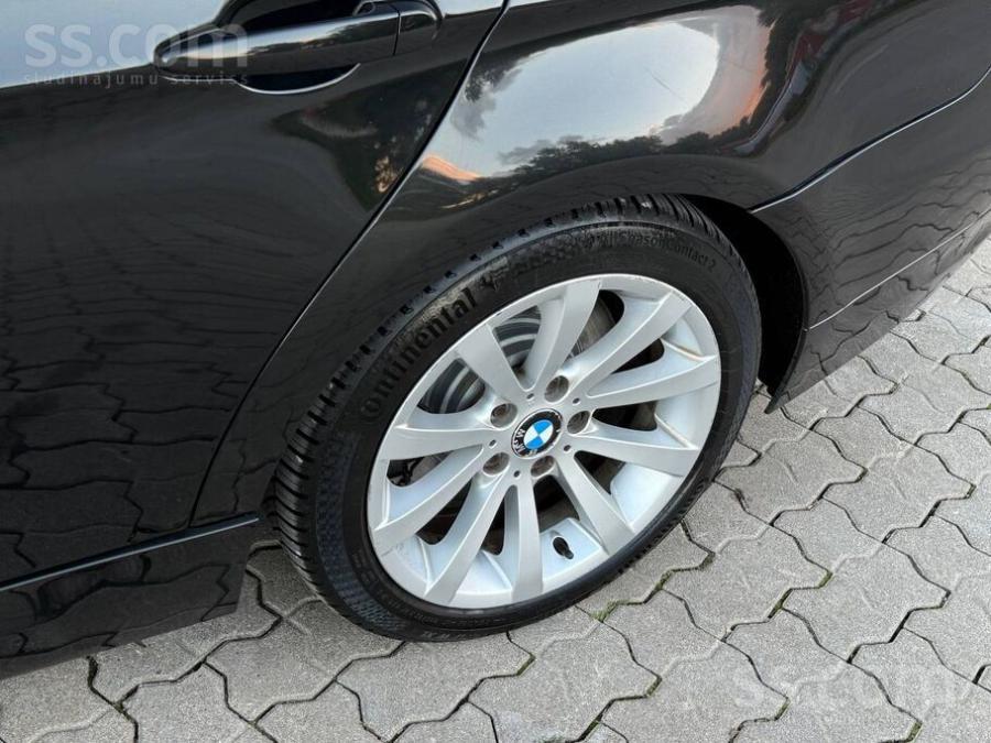 Melns BMW 330 2011 Rīga, ar dzinēja tilpumu 3.00 L un nobraukumu 0 tūkst. km par 4950 €, foto 30 vietnē AUTOMOTO.COM.LV