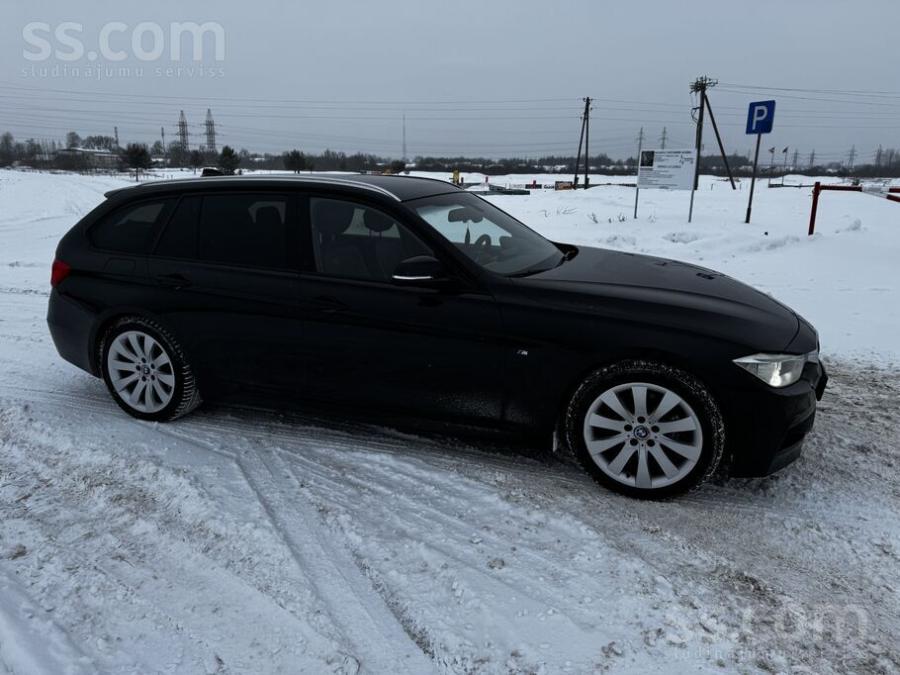 Black BMW 330 2012 in Daugavpils, with an engine capacity of 3.00 L and mileage of 294 thousand km for 10200 €, photo 4 on AUTOMOTO.COM.LV