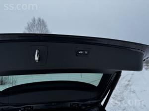 Black BMW 330 2012 in Daugavpils, with an engine capacity of 3.00 L and mileage of 294 thousand km for 10200 €, photo 10 on AUTOMOTO.COM.LV