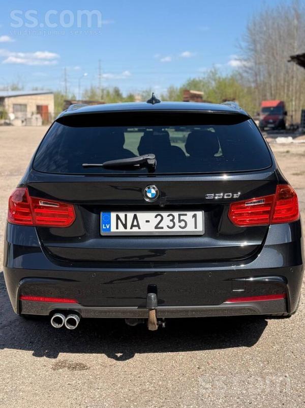 Melns BMW 330 2012 Daugavpils, ar dzinēja tilpumu 3.00 L un nobraukumu 294 tūkst. km par 10200 €, foto 9 vietnē AUTOMOTO.COM.LV