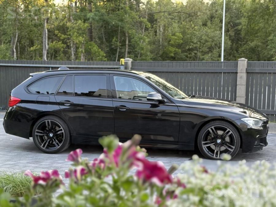 Black BMW 330 2012 in Riga, with an engine capacity of 3.00 L and mileage of 317 thousand km for 10900 €, photo 1 on AUTOMOTO.COM.LV