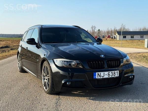 Black BMW 330 2012 in Riga, with an engine capacity of 3.00 L and mileage of 353 thousand km for 7200 €, photo 1 on AUTOMOTO.COM.LV