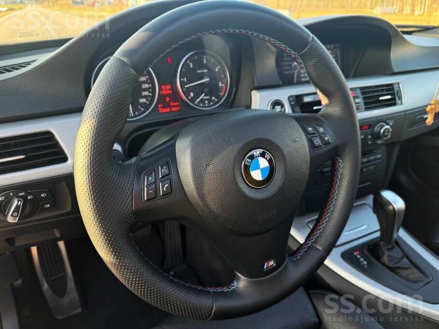 Melns BMW 330 2012 Rīga, ar dzinēja tilpumu 3.00 L un nobraukumu 353 tūkst. km par 7200 €, foto 19 vietnē AUTOMOTO.COM.LV