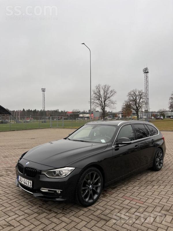 Black BMW 330 2013 in Valmiera, with an engine capacity of 3.00 L and mileage of 280 thousand km for 9500 €, photo 2 on AUTOMOTO.COM.LV