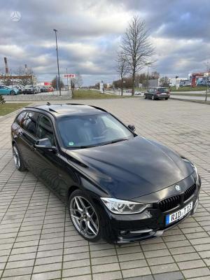 Black BMW 330 2013 in Kaunas, with an engine capacity of 2.99 L and mileage of 273 thousand km for 9690 €, photo 2 on AUTOMOTO.COM.LV