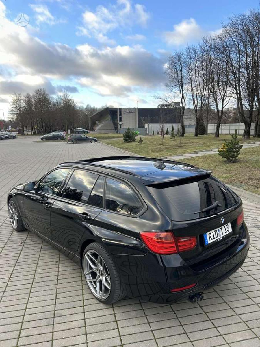 Black BMW 330 2013 in Kaunas, with an engine capacity of 2.99 L and mileage of 273 thousand km for 9690 €, photo 8 on AUTOMOTO.COM.LV