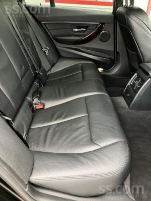 Melns BMW 330 2013 Talsi, ar dzinēja tilpumu 3.00 L un nobraukumu 272 tūkst. km par 12500 €, foto 27 vietnē AUTOMOTO.COM.LV