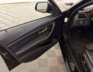 Black BMW 330 2013 in Marijampole, with an engine capacity of 2.99 L and mileage of 257 thousand km for 10999 €, photo 26 on AUTOMOTO.COM.LV