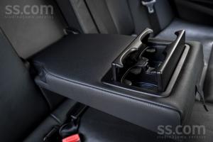 Black BMW 330 2013 in Riga, with an engine capacity of 3.00 L and mileage of 377 thousand km for 9250 €, photo 14 on AUTOMOTO.COM.LV