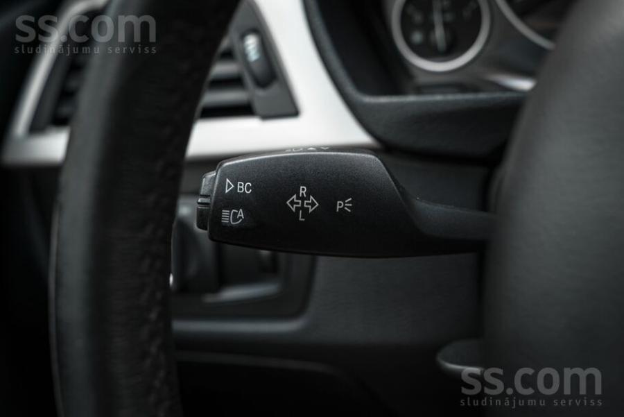 Black BMW 330 2013 in Riga, with an engine capacity of 3.00 L and mileage of 377 thousand km for 9250 €, photo 17 on AUTOMOTO.COM.LV