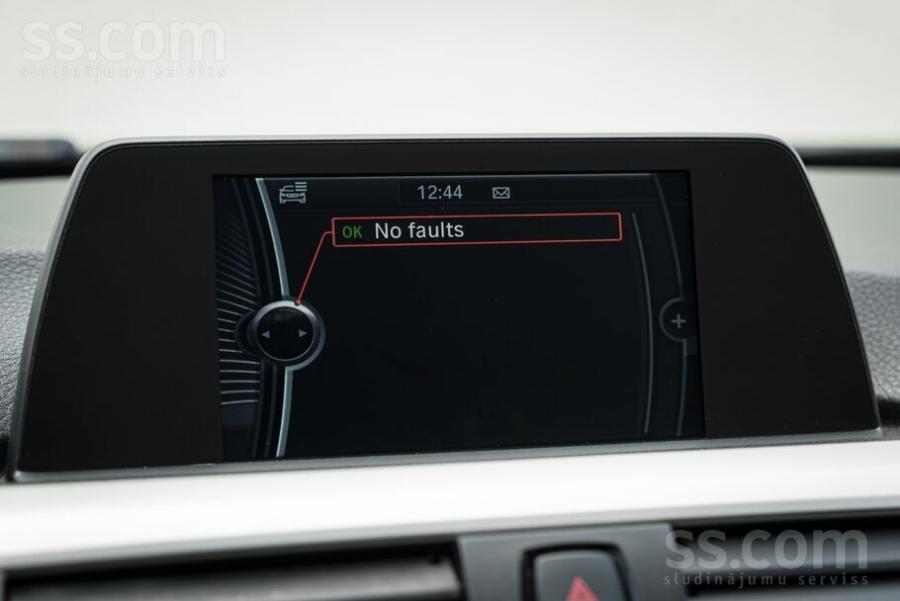 Black BMW 330 2013 in Riga, with an engine capacity of 3.00 L and mileage of 377 thousand km for 9250 €, photo 25 on AUTOMOTO.COM.LV