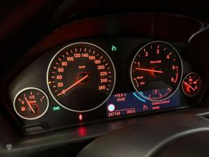Black BMW 330 2013 in Marijampole, with an engine capacity of 2.99 L and mileage of 257 thousand km for 10250 €, photo 12 on AUTOMOTO.COM.LV