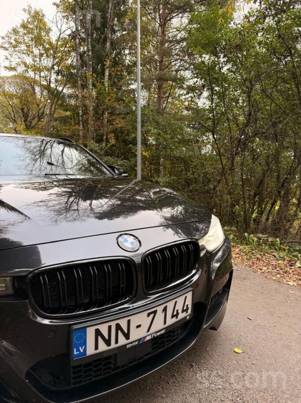 BMW 330 2013 Ludza vietnÄ Melns BMW 330 2013 Ludza, ar dzinÄja tilpumu 3.00 L un nobraukumu 268 tÅ«kst. km par 15500 ā¬, foto 4 vietnÄ AUTOMOTO.COM.LV