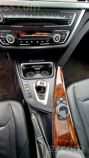 Melns BMW 330 2013 Rīga, ar dzinēja tilpumu 3.00 L un nobraukumu 322 tūkst. km par 10800 €, foto 13 vietnē AUTOMOTO.COM.LV