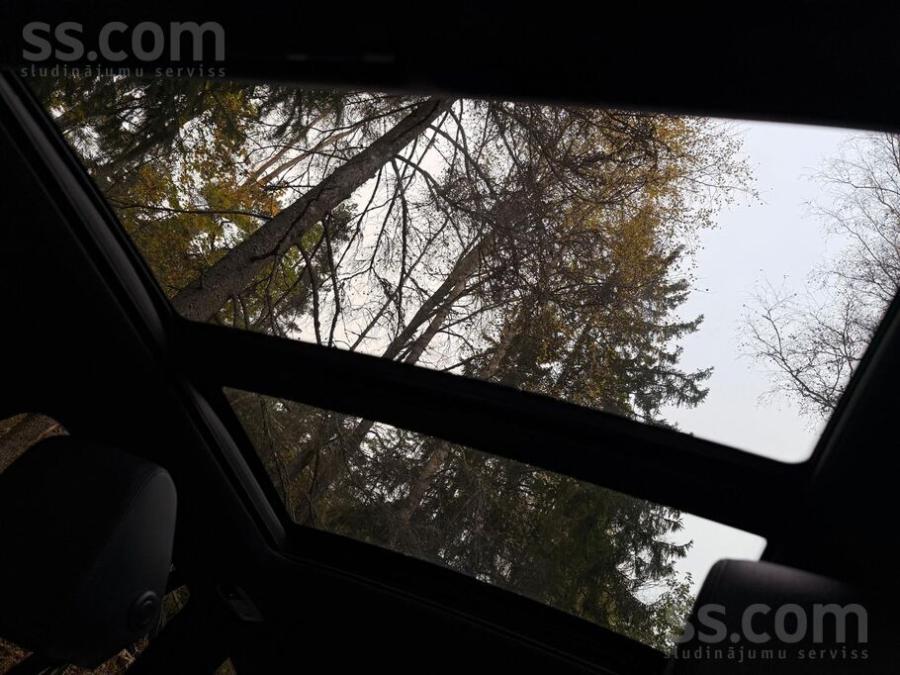 Black BMW 330 2013 in Ludza, with an engine capacity of 3.00 L and mileage of 268 thousand km for 14700 €, photo 9 on AUTOMOTO.COM.LV