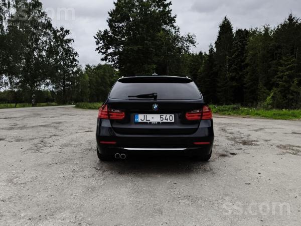 Black BMW 330 2014 in Valmiera, with an engine capacity of 3.00 L and mileage of 346 thousand km for 12500 €, photo 5 on AUTOMOTO.COM.LV