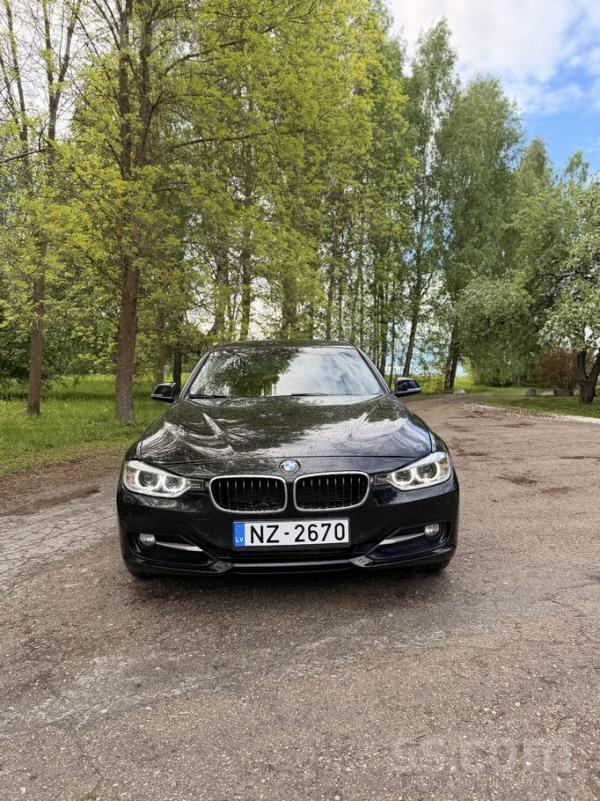 Black BMW 330 2014 in Aizkraukle, with an engine capacity of 3.00 L and mileage of 230 thousand km for 10000 €, photo 1 on AUTOMOTO.COM.LV