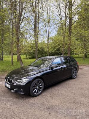 Black BMW 330 2014 in Aizkraukle, with an engine capacity of 3.00 L and mileage of 230 thousand km for 10000 €, photo 3 on AUTOMOTO.COM.LV