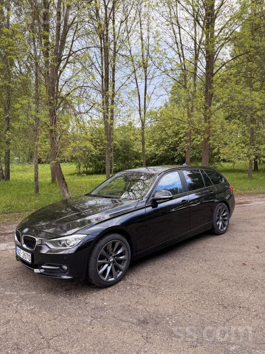 Black BMW 330 2014 in Aizkraukle, with an engine capacity of 3.00 L and mileage of 230 thousand km for 10000 €, photo 3 on AUTOMOTO.COM.LV