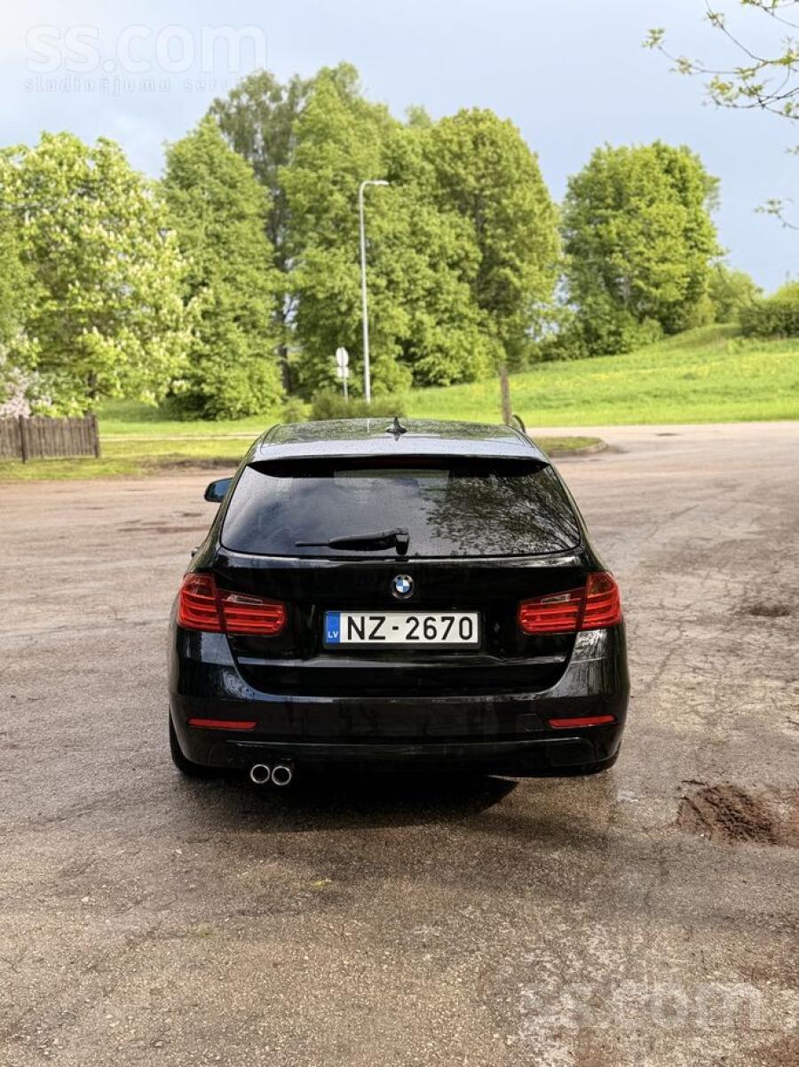 Black BMW 330 2014 in Aizkraukle, with an engine capacity of 3.00 L and mileage of 230 thousand km for 10000 €, photo 5 on AUTOMOTO.COM.LV