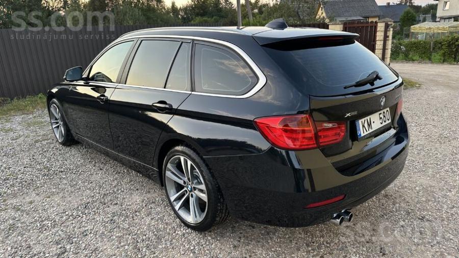 Black BMW 330 2014 in Rezekne, with an engine capacity of 3.00 L and mileage of 220 thousand km for 9750 €, photo 4 on AUTOMOTO.COM.LV