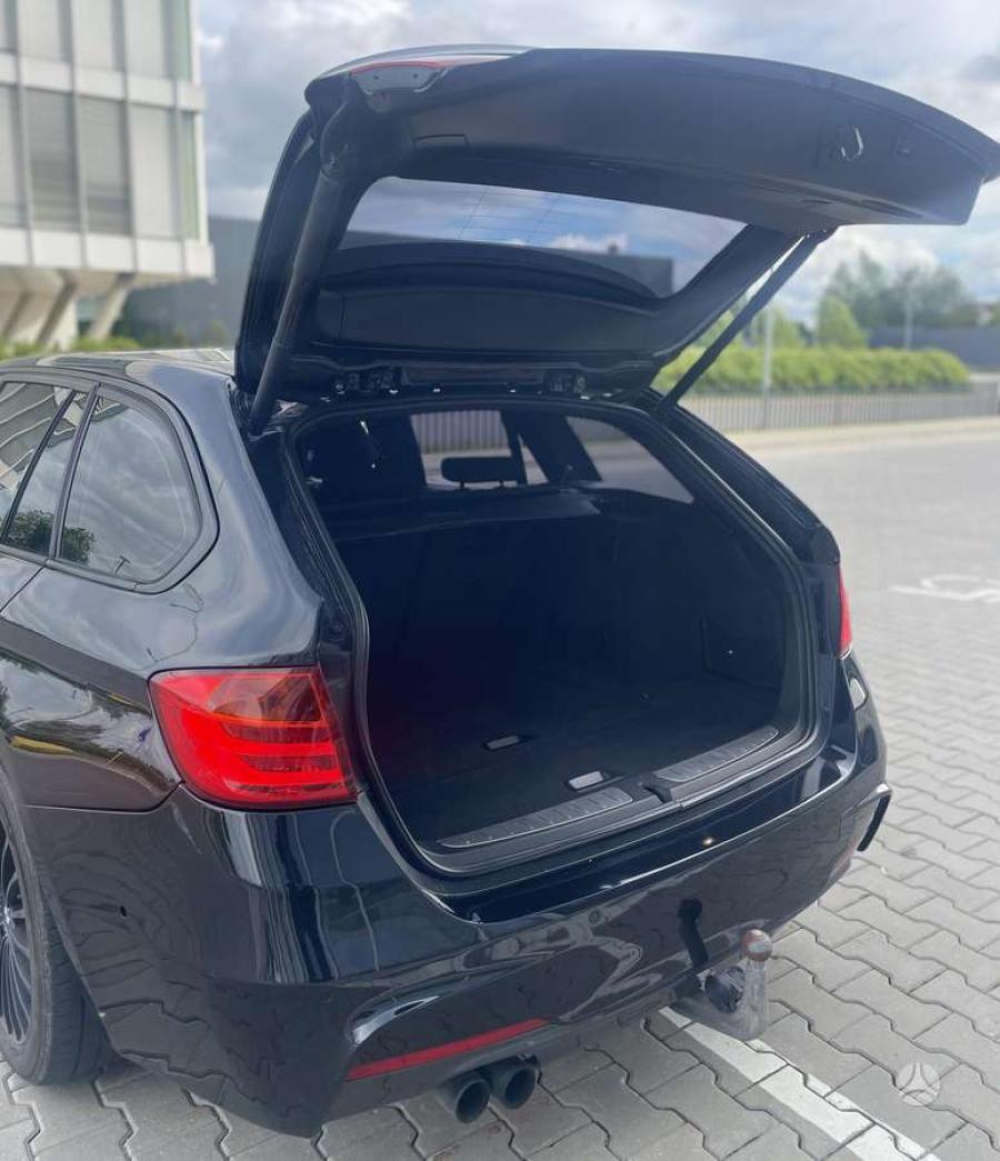 Black BMW 330 2014 in Vilnius, with an engine capacity of 2.99 L and mileage of 245 thousand km for 8990 €, photo 27 on AUTOMOTO.COM.LV