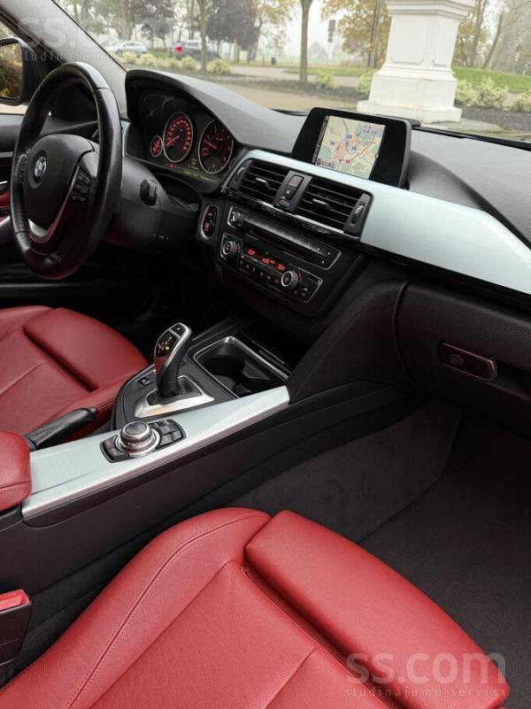 Melns BMW 330 2014 Jelgava, ar dzinēja tilpumu 3.00 L un nobraukumu 295 tūkst. km par 11200 €, foto 4 vietnē AUTOMOTO.COM.LV