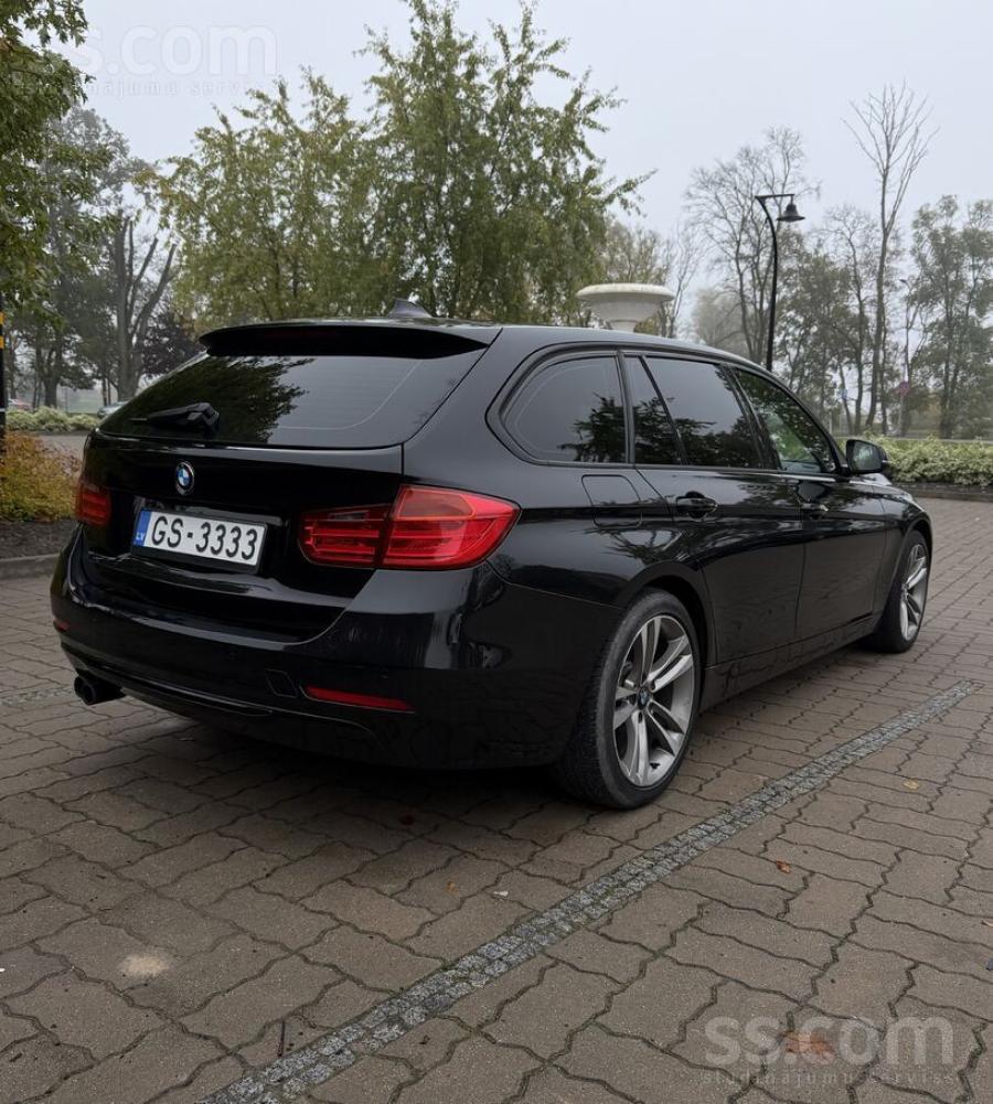 Black BMW 330 2014 in Jelgava, with an engine capacity of 3.00 L and mileage of 295 thousand km for 11200 €, photo 9 on AUTOMOTO.COM.LV