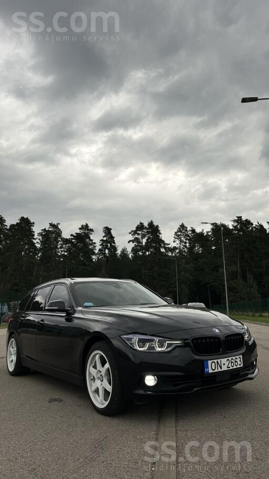 Melns BMW 330 2015 Rīga, ar dzinēja tilpumu 3.00 L un nobraukumu 300 tūkst. km par 13000 €, foto 1 vietnē AUTOMOTO.COM.LV