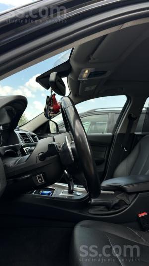 Melns BMW 330 2015 Rīga, ar dzinēja tilpumu 3.00 L un nobraukumu 300 tūkst. km par 13000 €, foto 12 vietnē AUTOMOTO.COM.LV