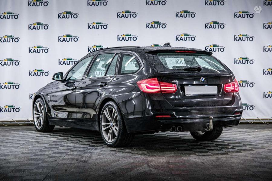 Black BMW 330 2016 in Kaunas, with an engine capacity of 3.00 L and mileage of 0 thousand km for 13890 €, photo 4 on AUTOMOTO.COM.LV