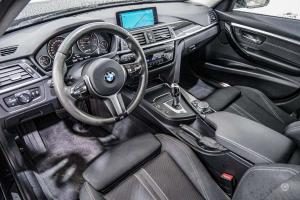 Black BMW 330 2016 in Kaunas, with an engine capacity of 3.00 L and mileage of 0 thousand km for 13890 €, photo 5 on AUTOMOTO.COM.LV